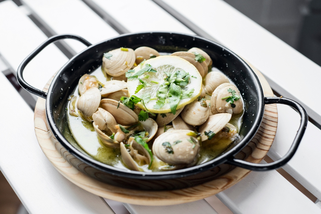 Amêijoas à Bulhão Pato: um petisco... com um toque de mar!